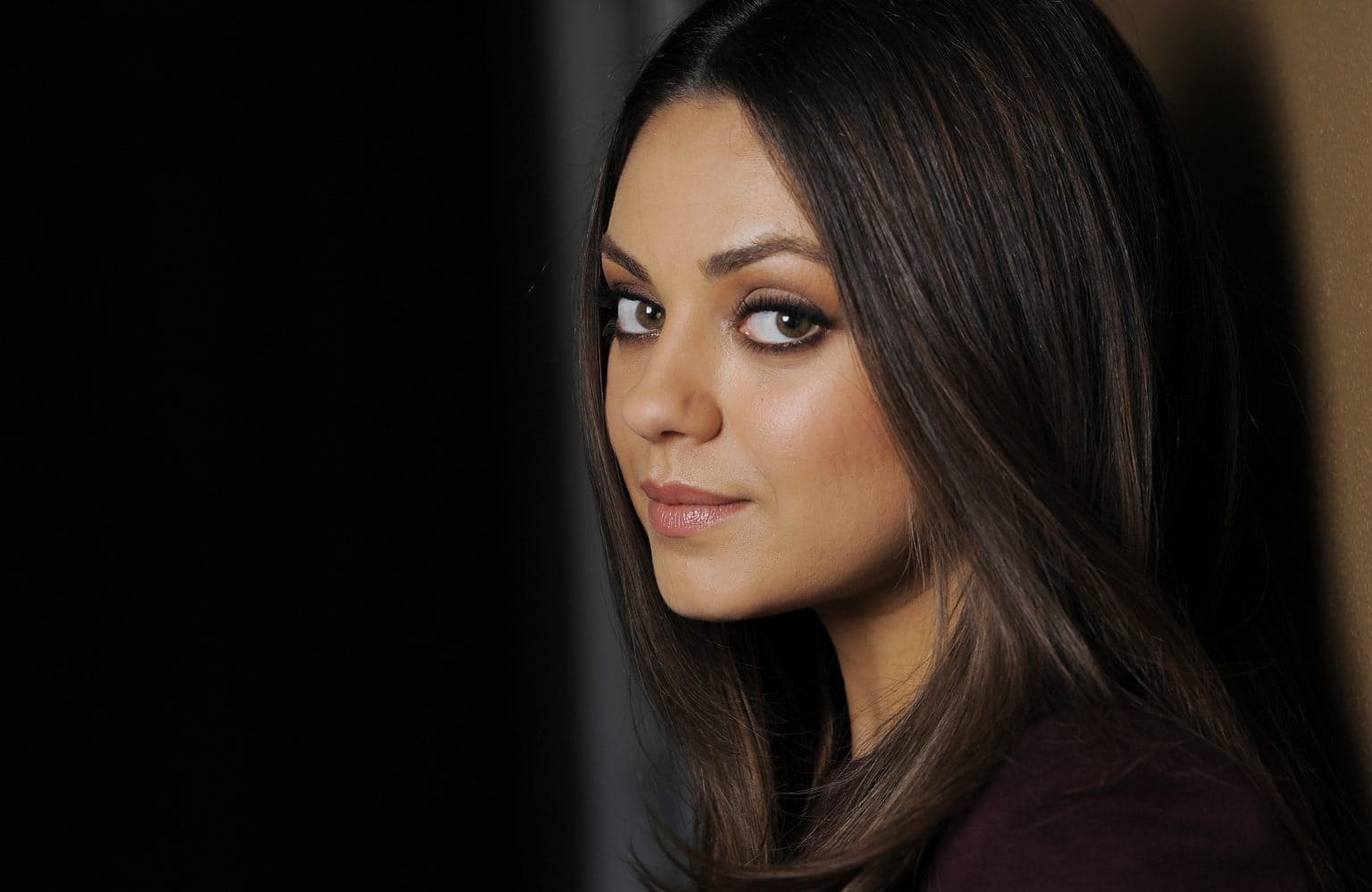 Famous People with One Eye: 15 Lives That Inspire